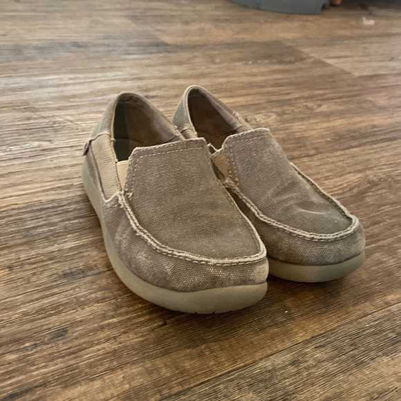 CROCS | Shoes | Crocs Santa Cruz Loafers Boys | Poshmark